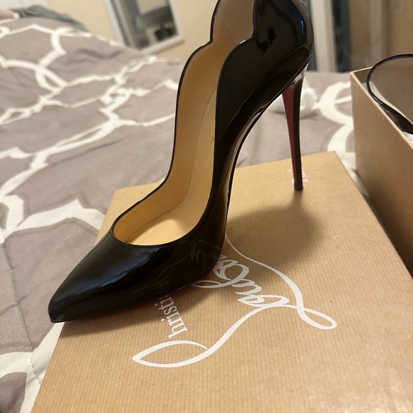 Christian Louboutin | Shoes | Red Bottom High Heel | Poshmark